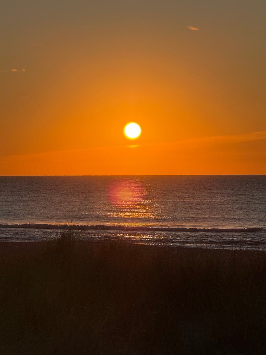 The Daily Miracle: Why Watching the Sunrise Could Transform Your Health